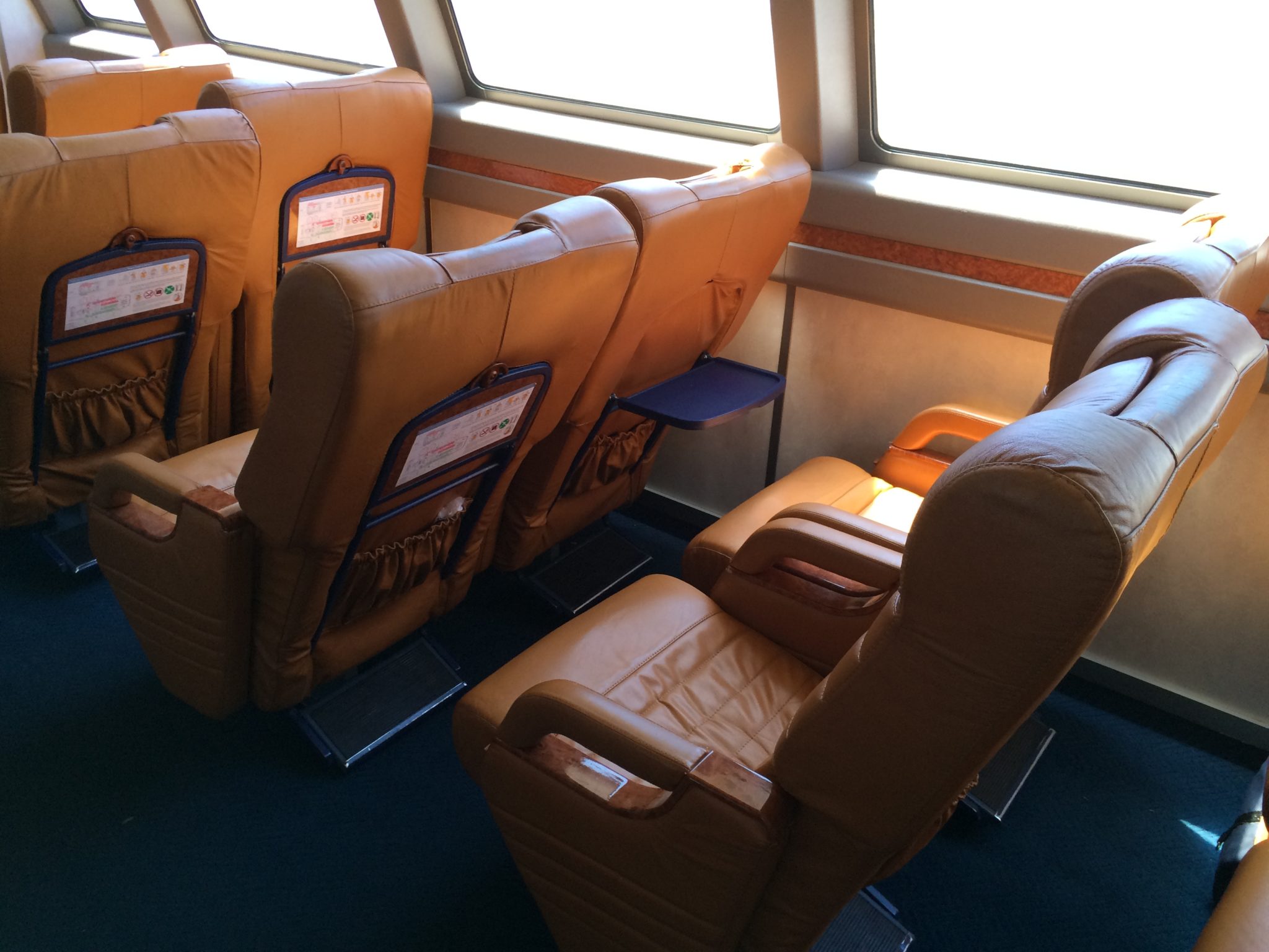 Reporte de Ferry: Buquebus (Seacat) Business Class, Buenos Aires ...