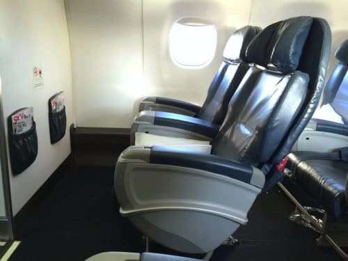 Reporte: Primera Clase de Delta Doméstica E170 Denver-Los Angeles