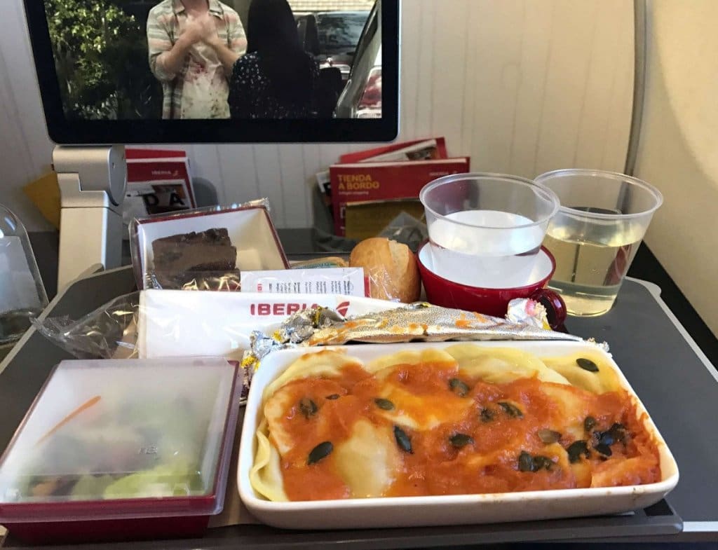 Reporte de Vuelo: Turista Premium de Iberia A340-600 Madrid-Quito ...