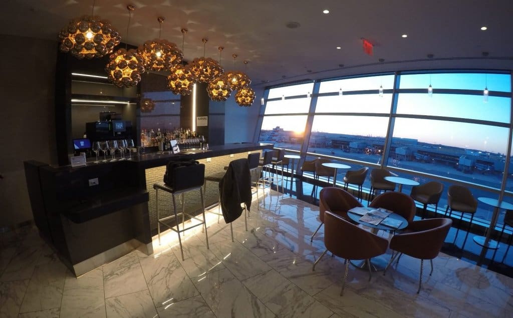 Reporte: Flagship First Dining Lounge de American Airlines en JFK