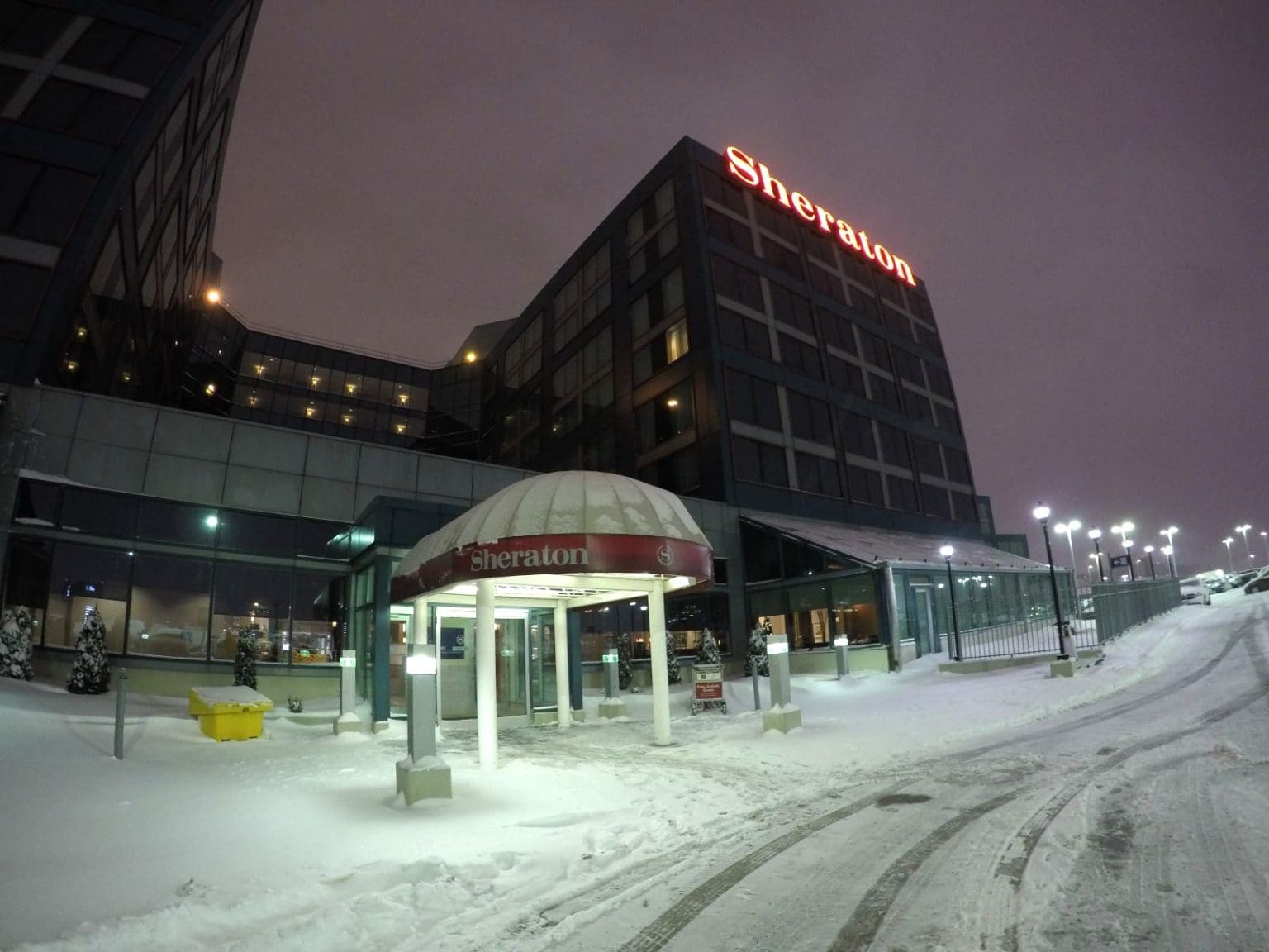 Reporte: Hotel Sheraton Gateway Aeropuerto de Toronto, Canada