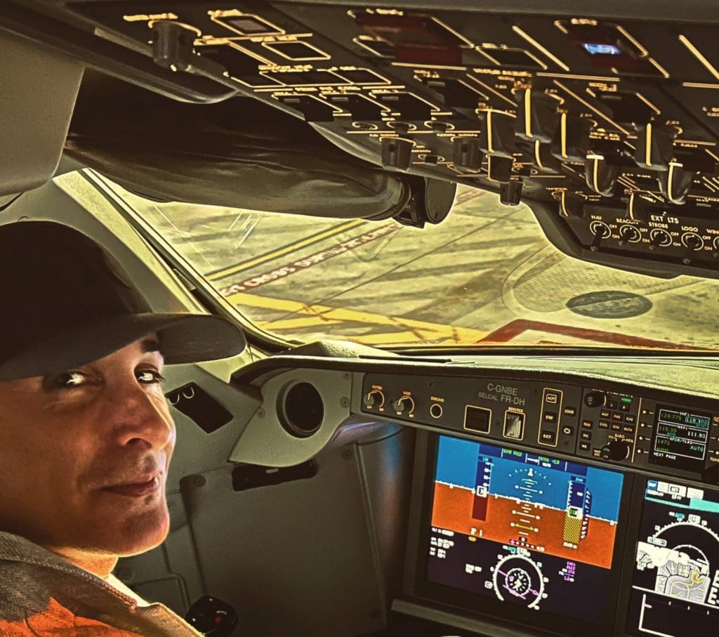 Debut en el Airbus 220 de Air Canada. Montreal a San Diego con visita ...